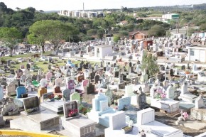 Cemitério de Mafra está pronto para visitação neste feriado | Click ...