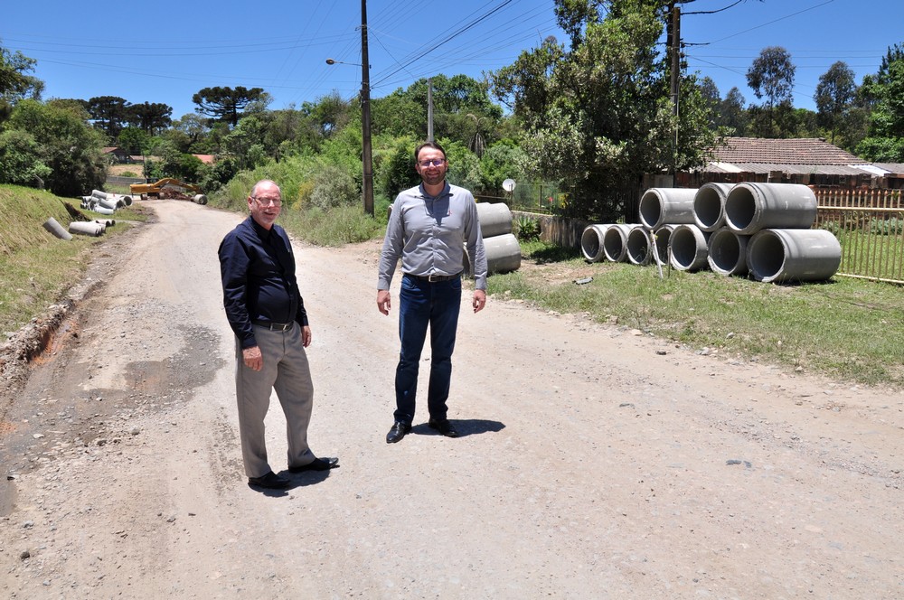 Obras para pavimentação na Rua Ignácio Schelbauer são iniciadas | Click ...