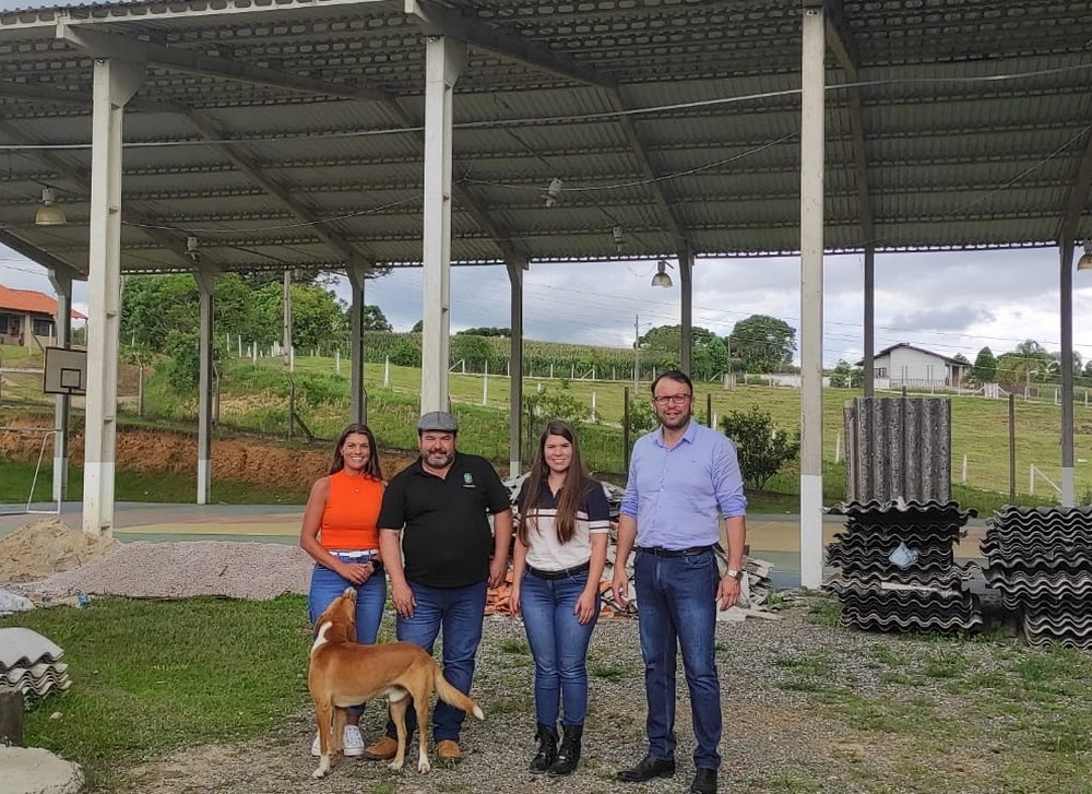 Prefeito em exercício acompanha obras na educação de Rio Negro | Click ...