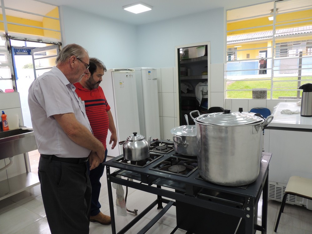 Prefeito James acompanha obras no CMEI Lenir Rodrigues | Click Riomafra